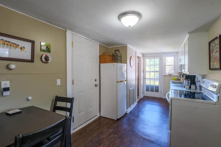 Comfortable And Quiet Apartment Minutes From Bates - Crescent Beach, Auburn