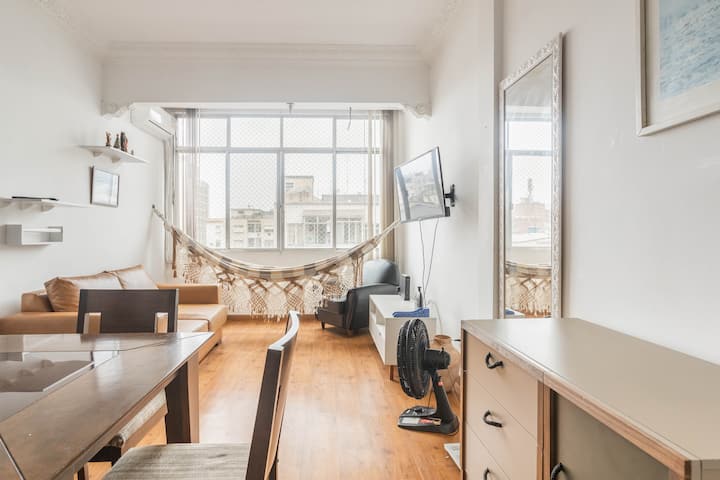Apartamento Próximo à Praia E A Estação Do Metrô. - Brasilien