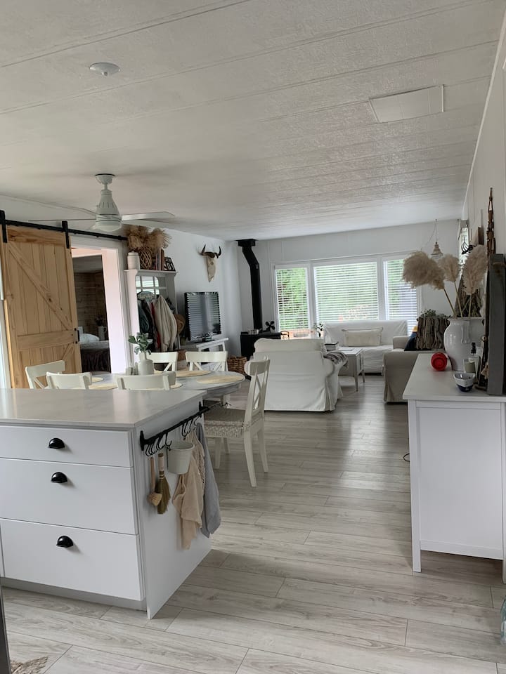 Home By Kalamalka Lake - Vernon