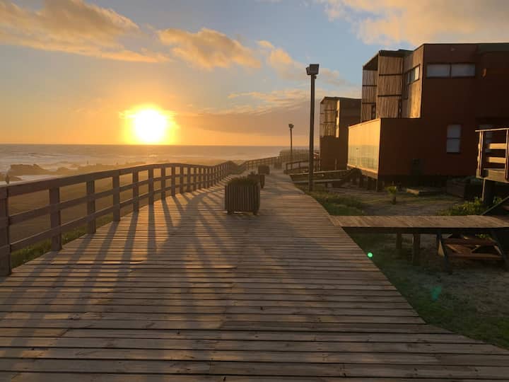 Casa Con Acceso Directo A Playa En Condominio - Pichilemu