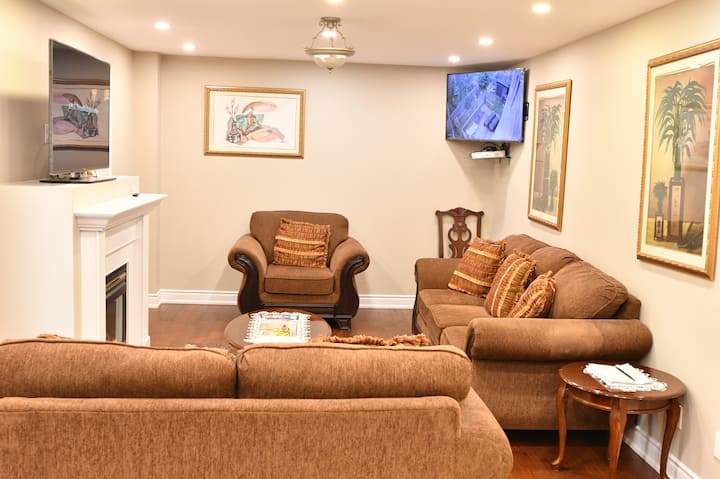 Residence- Edge, The Hidden Gem Of Vaughan - Ontario
