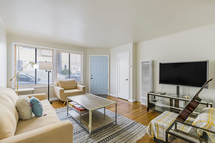 3 Bedroom House, Walk To Bart, Free Parking, Views - Ingleside - San Francisco