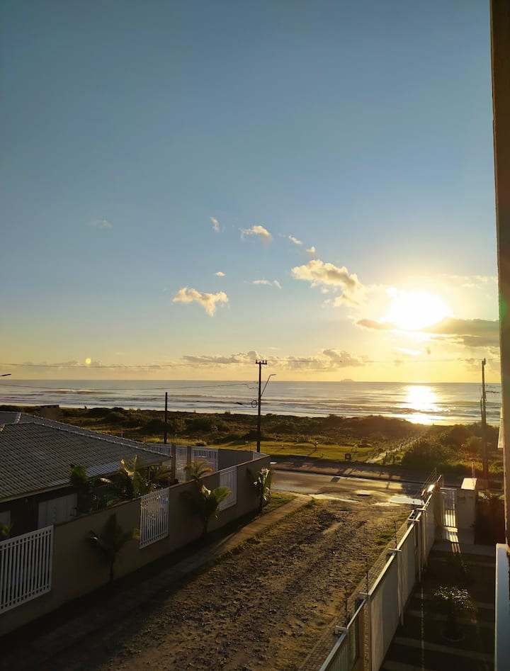 Apartamento Vista Para O Mar, Encantador C/garagem - Matinhos