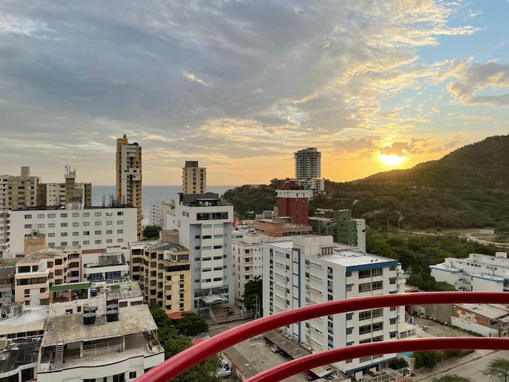 Great Apt. 4 Blocks From Beach - Santa Marta