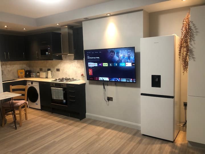 Unique Modern Flat On The Famous Royal Mile - Edinburgh