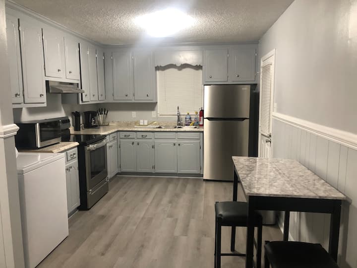 Luxury Fully Renovated Home In Goldsboro - Goldsboro, NC