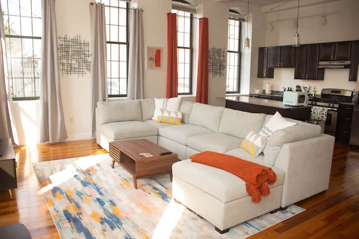 Spacious Modern Mill Near Providence - Rhode Island