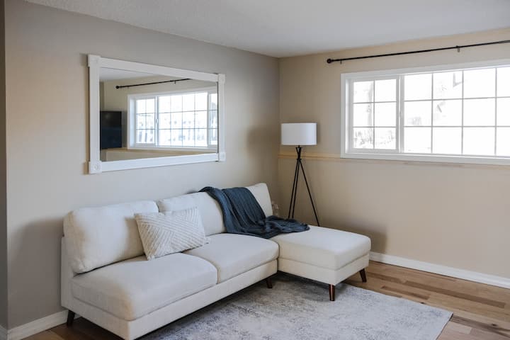 The Giocoso, Relaxing And Spacious 2 Bedroom Home - Spokane, WA