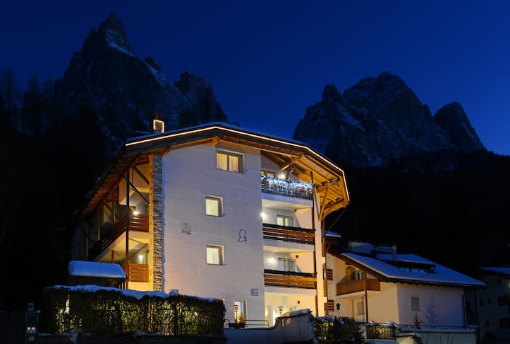 Top Located Luxury Alpine Gem For 5 Persons - Kastelruth