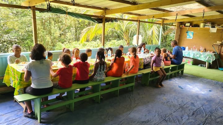 Bivouac Et Randonnée Sous Les Pitons Du Carbet - Martinique