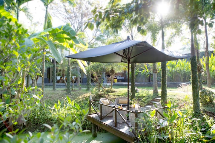 Luxury 6 Bed Chiang Mai Villa - Chiang Mai