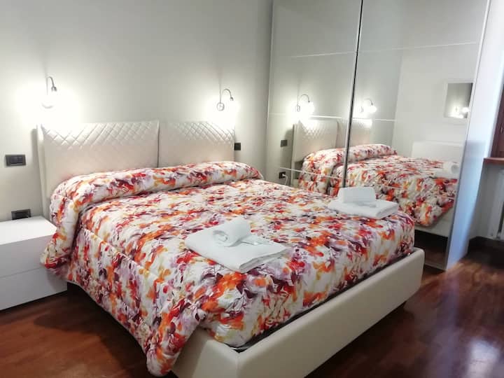 Re Lear Al Pomo D'oro - A Due Minuti Dall'arena - Верона