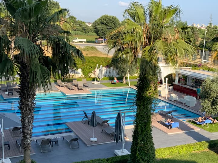 Pool View 1+1 Apartment In A Luxury Hotel. - Manavgat