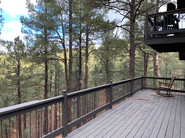 Sarah's Mountain Pine Main House With Hot Tub - Flagstaff