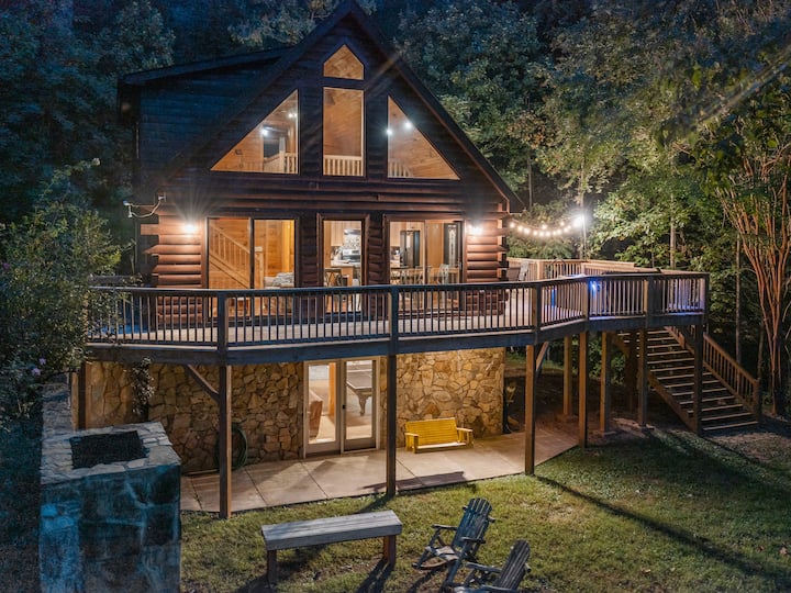 Grants Mountain Cabin Hot Tub Outdoor Fireplace - Lake James, NC