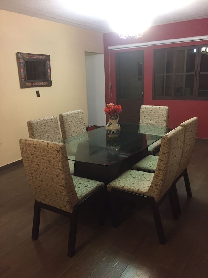 Comfortable Bedroom In Beautiful Home - Puebla