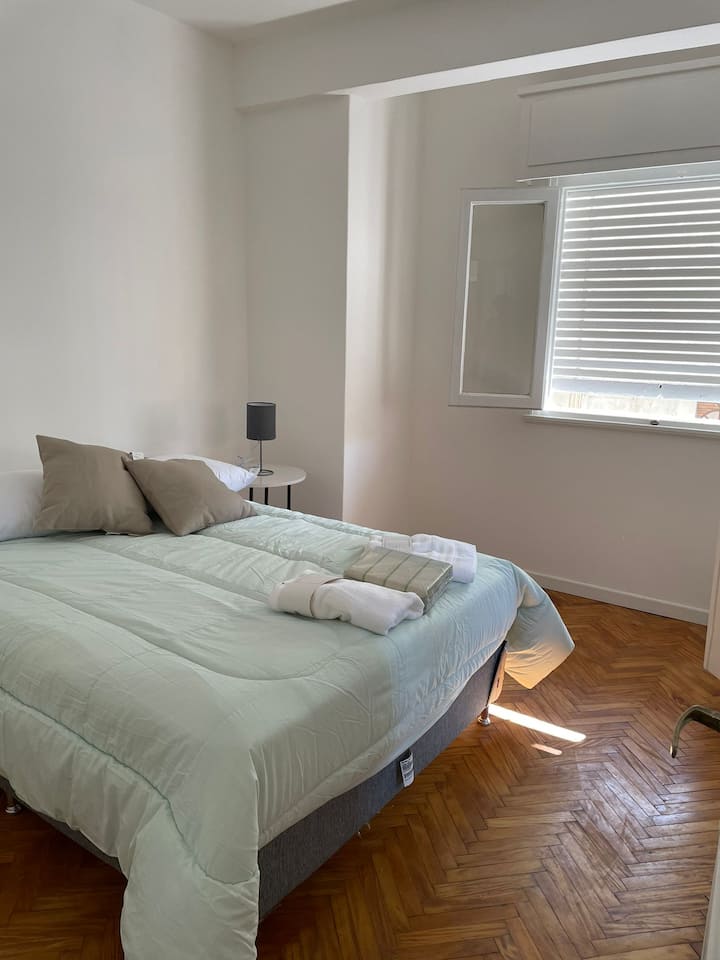 Apto En 26 De Marzo Y L.perez - Montevideo