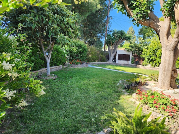 Mora Meadows Ranch - Simi Valley, CA