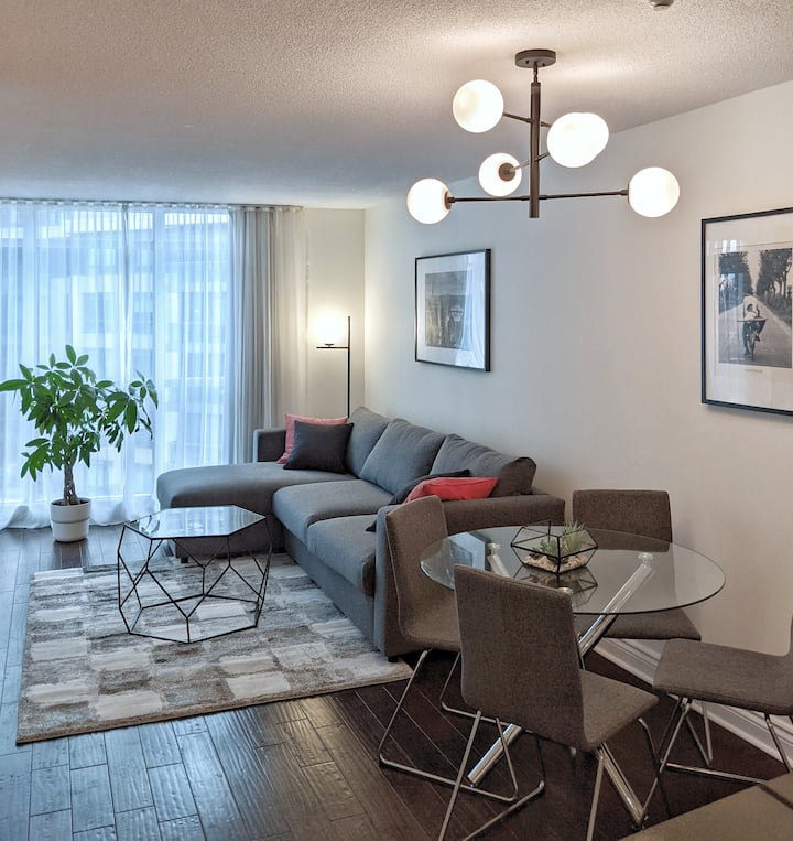 1br+den Toronto Downtown Condo At Waterfront - Toronto