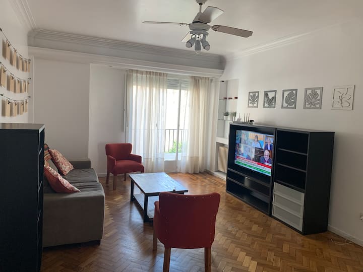 Departamento Amplio Y Súper Cómodo. - Buenos Aires