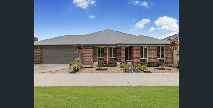 Delightful 5 Bed Rooms House In Kilmore - Kilmore