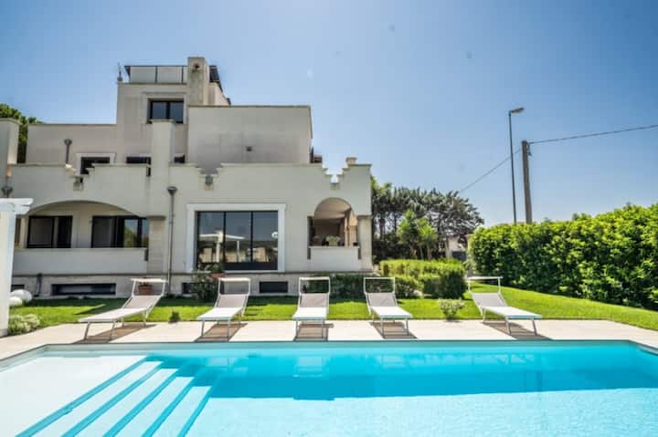 Villa Vespucci Tre Piani Con Piscina Da 10 Ospiti - Campomarino