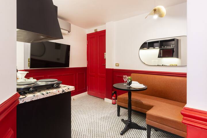The Red Hot Retro 2 Bdr Apt. @ Cairo’s Downtown - Cairo
