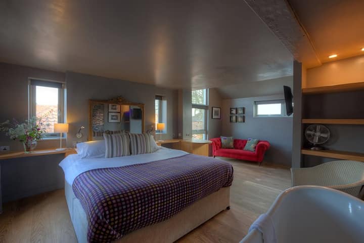Charming 1 Bedroom Boutique Style - Swaffham