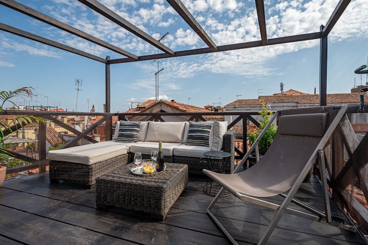 Stylish House With Wonderful Roof Terrace - Venecia