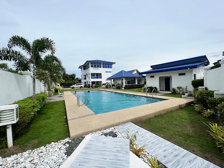 2 Bedroom Villa With Pool - Calaca