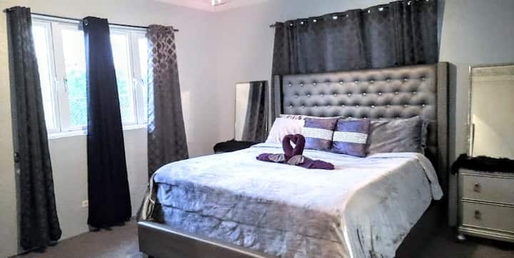 Spacious 2br Rental Unit Near Airport/free Parking - Nassau