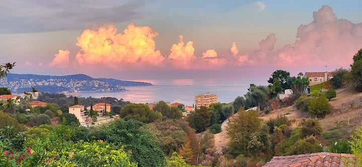 Magnifique Villa Avec Vue Mer Et Piscine - Nice
