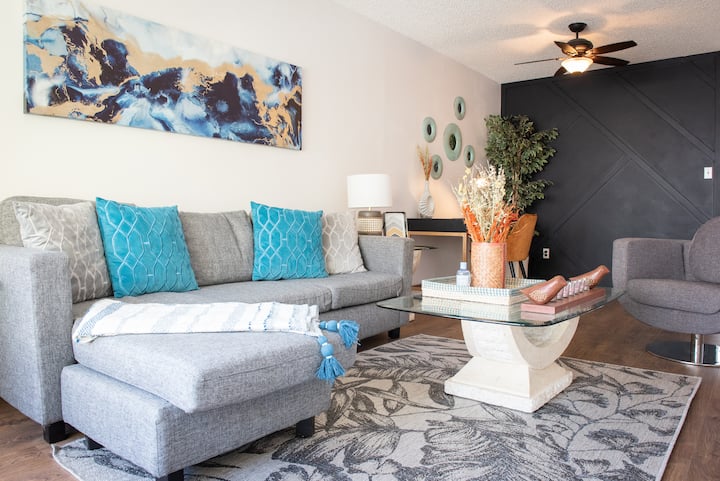 Airbnb-o-central⁕3br Near Downtown⁕free Parking - Edmonton