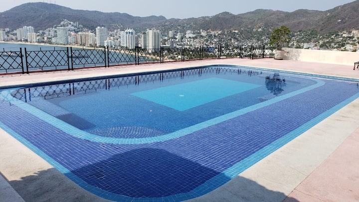 Espectacular Pent House Con Vista A La Bahía - Acapulco