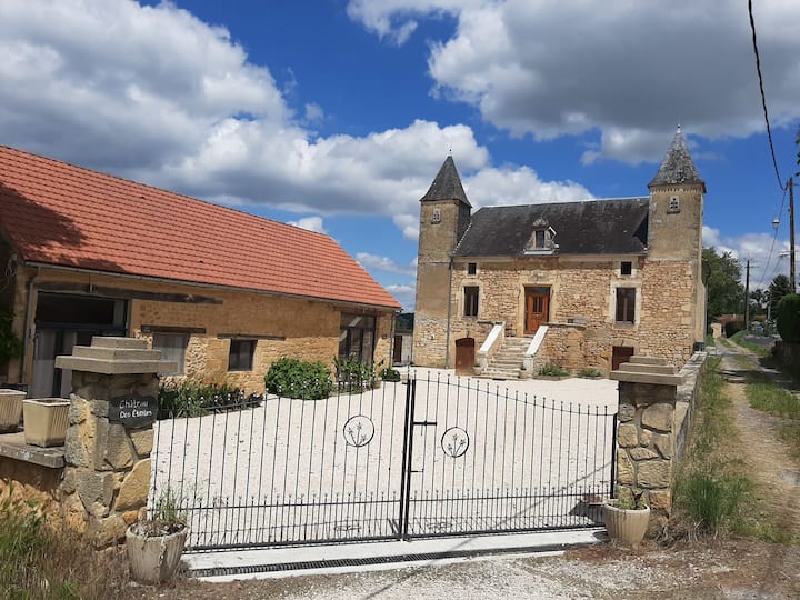 Poppy Gite -Chateau Des Etoiles - Gourdon