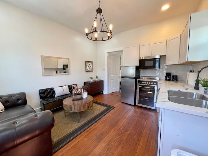 2 Shotgun Units - Beautifully Restored Whole Home - New Orleans, LA