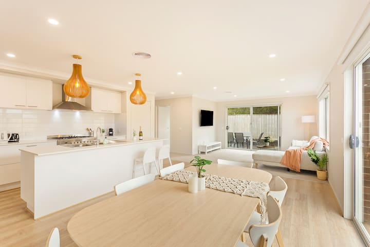Elegant & Cozy Island Escape Near Downtown & Beach - Cowes