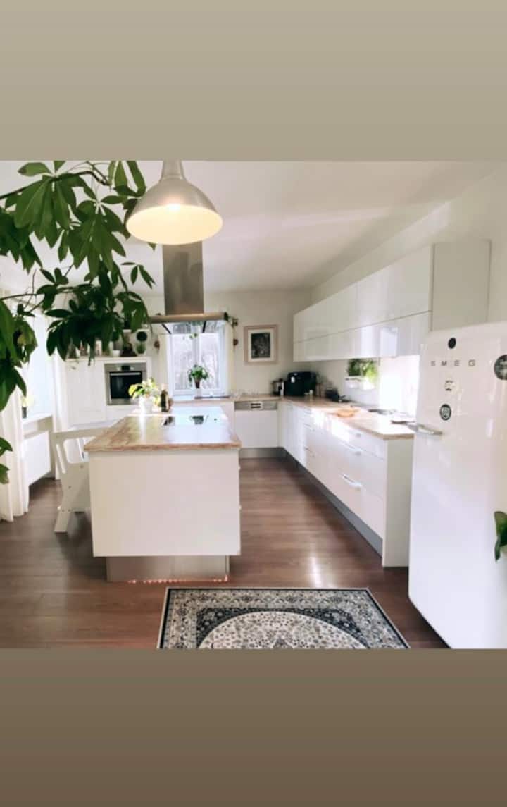 Haus Mit Garten Und Balkon - Hinterberg