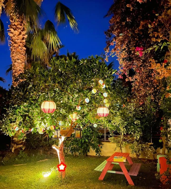 Gocek Merkezde Cocuklu Ailelere Uygun, Havuzlu Ev - Göcek