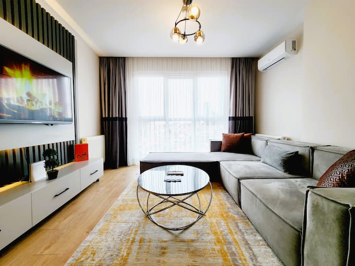 New Residence,new Furnished,high Floor Luxury 1+1 - Maslak