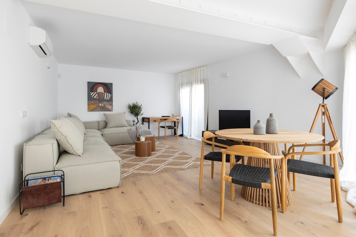 Krest Apartment Barcelona von Glasir Homes - Wohnungen zur Miete in ...