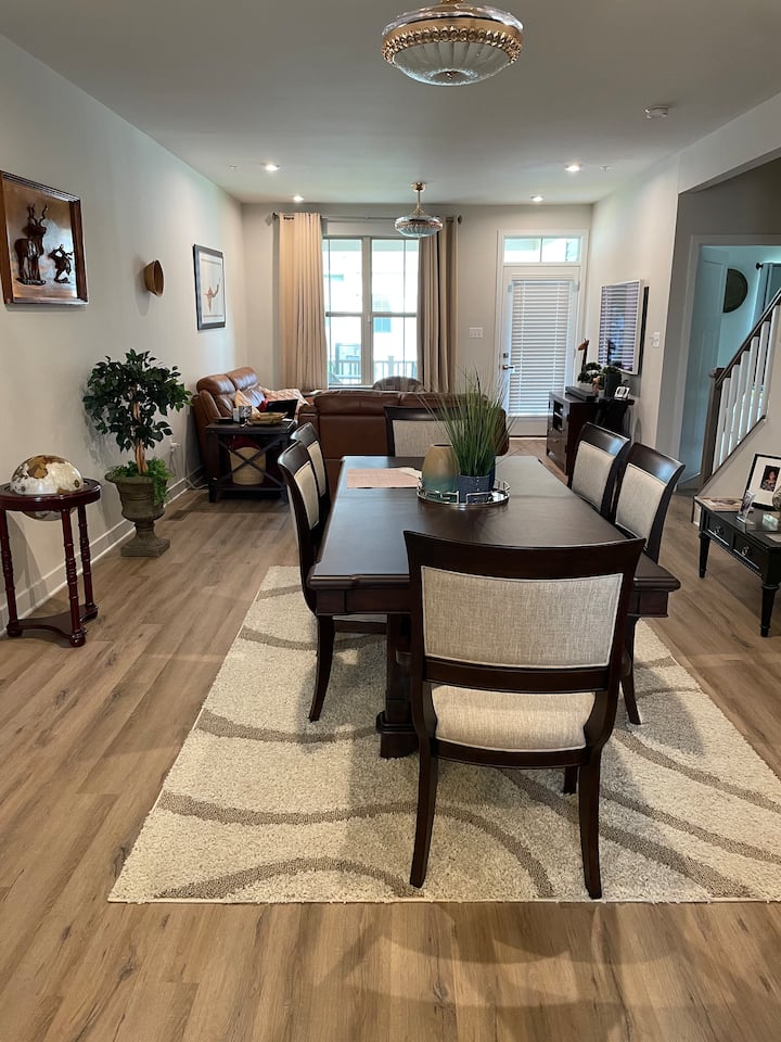 Beautiful Private Room - Frederick, MD