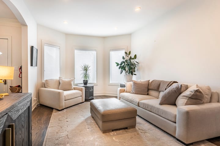 Cozy Room. Near Blue Line &O’hare. - Chicago, IL