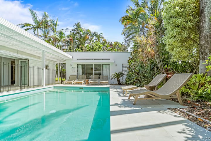 Peaceful & Stylish Retreat, Noosa Heads - Noosa Heads