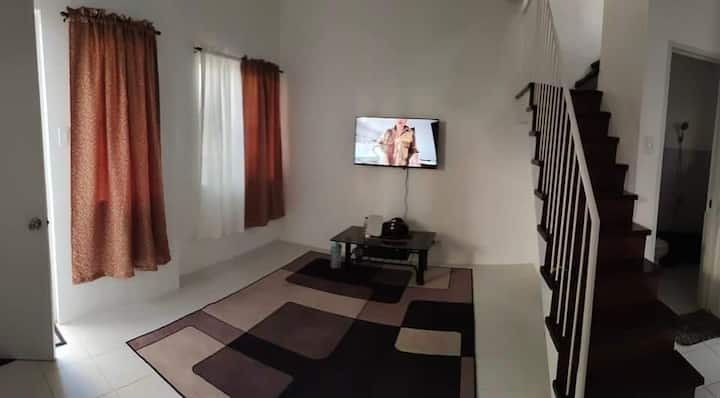 Comfy Loft Bedroom W/ Pool At Clubhouse - Taal