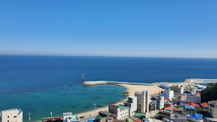 Donghae-si Apartment Vacation Rentals - Gangwon Province, South Korea ...