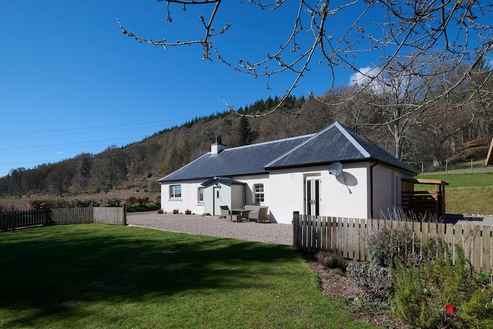 Glenview Cottage With Hot Tub By Loch Ness - Loch Ness