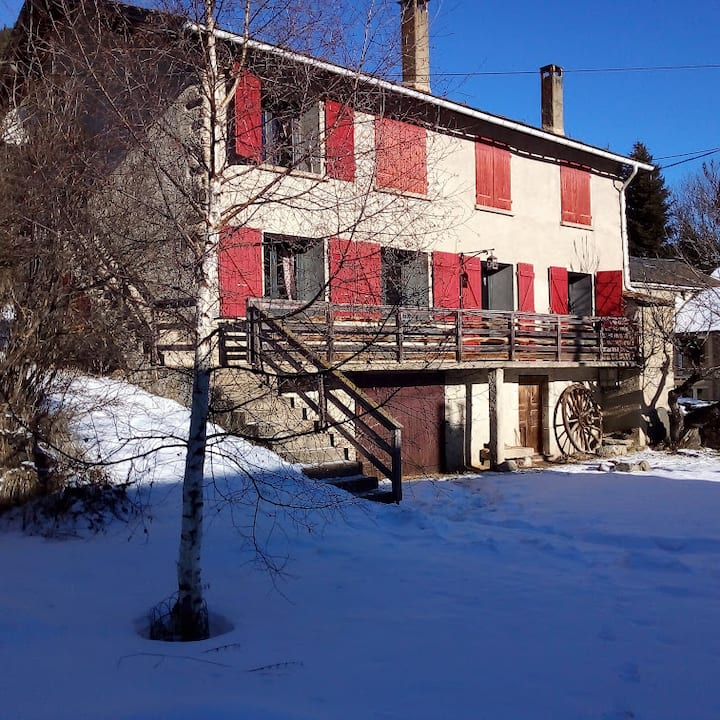 Vaste Maison De Montagne - Matemale