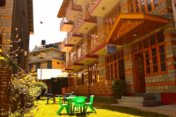 Best Place To Stay In Old Manali - マナリ