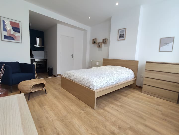 4-superbe Appartement Au 1er éTage, Proche Centre - Valenciennes
